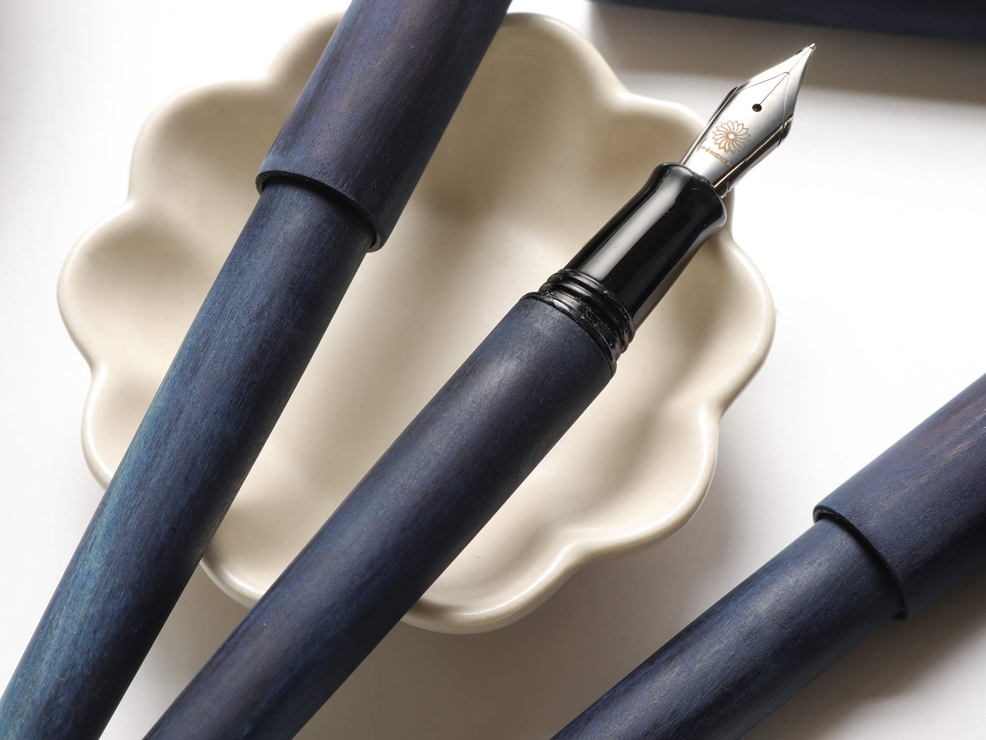 Wancher Sekai Ai Fountain Pen Collection | Japanese Aizome Craft