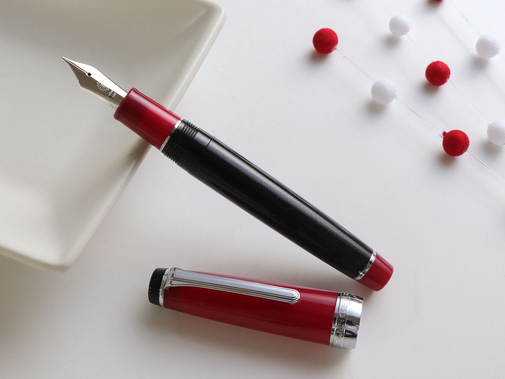 Wancher Queen of Hearts Fountain Pen – Luxury 18K Gold Nib Writing ...