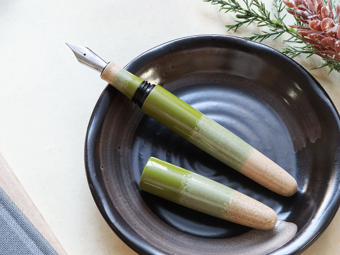 Hirota Urushi - Chawan-iro - Matcha Fountain Pen | Wancher Pen