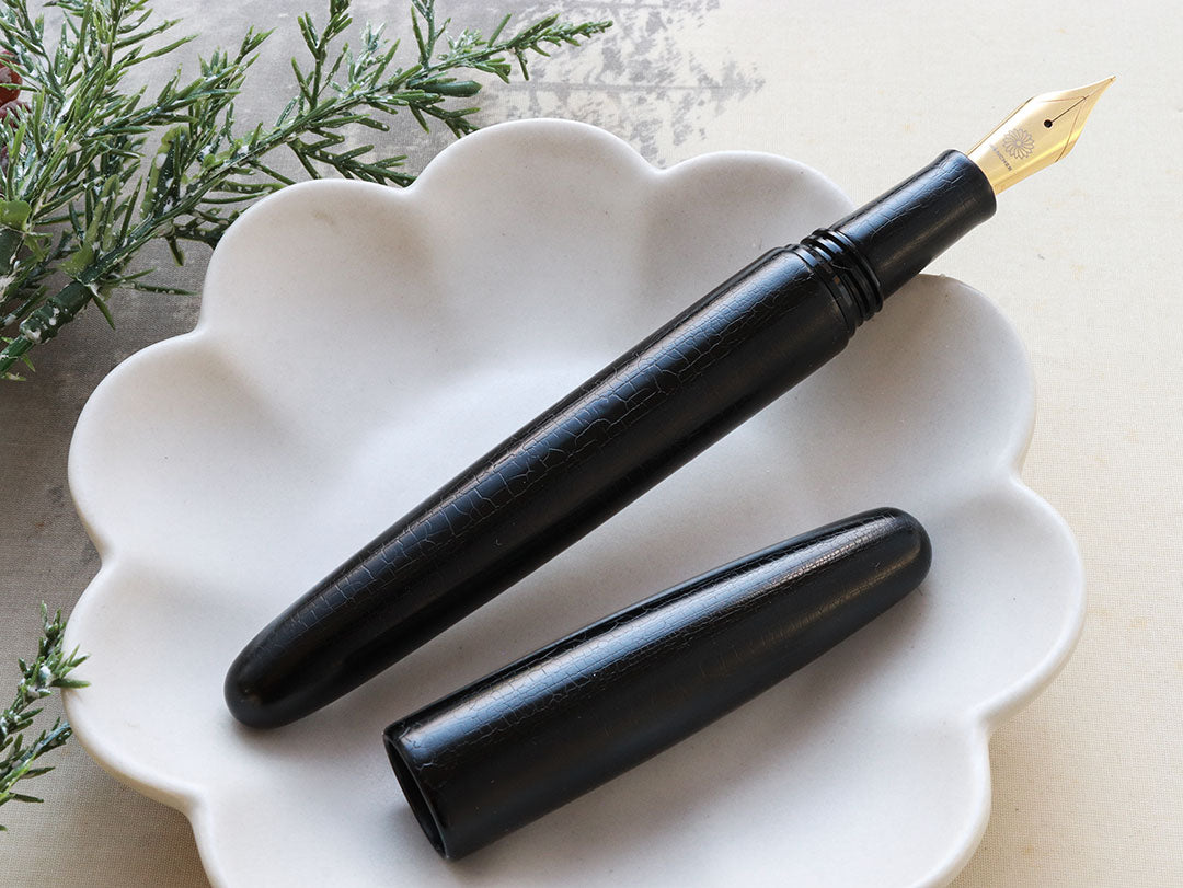 Hirota Urushi - Jyun Hibi Nuri Roiro Fountain Pen | Wancher Pen